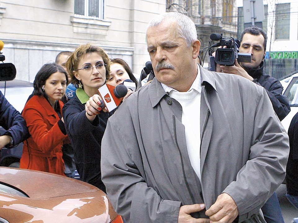 A murit fostul ministru Decebal Traian Remeș | Revista 22