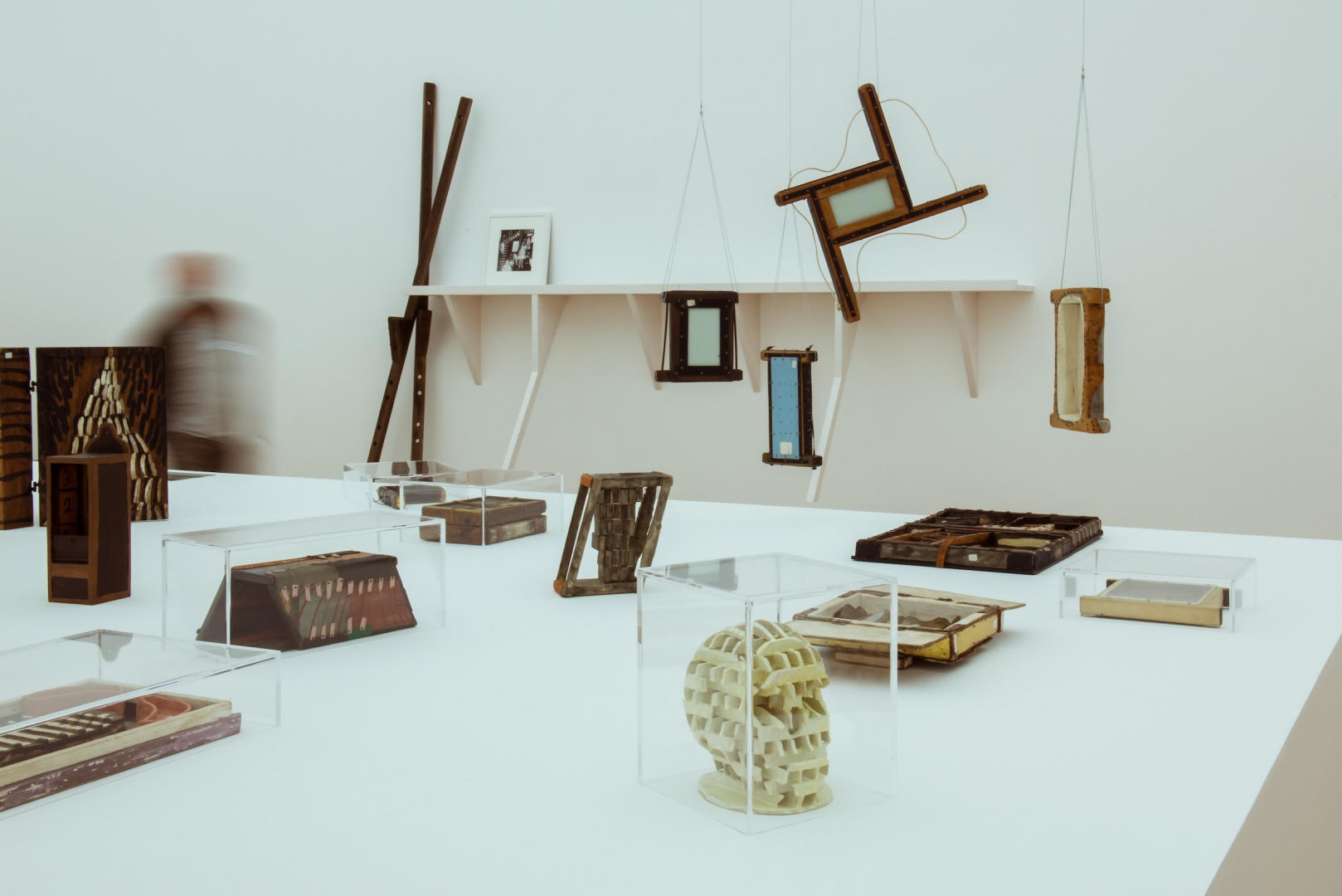 Retrospectivă Paul Neagu la Kunstmuseum Liechtenstein. | Revista 22